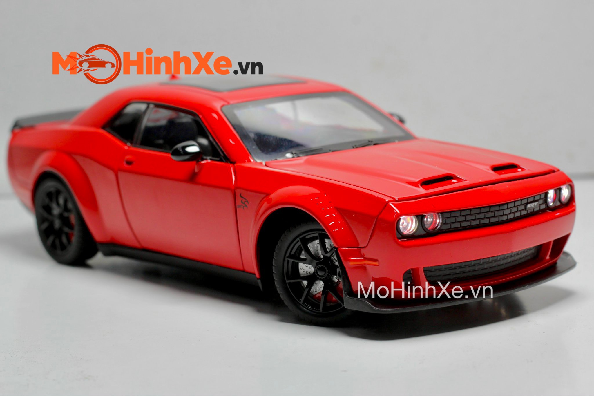 Mô hình xe Dodge Challenger SRT Hellcat 1:24 CheZhi | MoHinhXe.vn