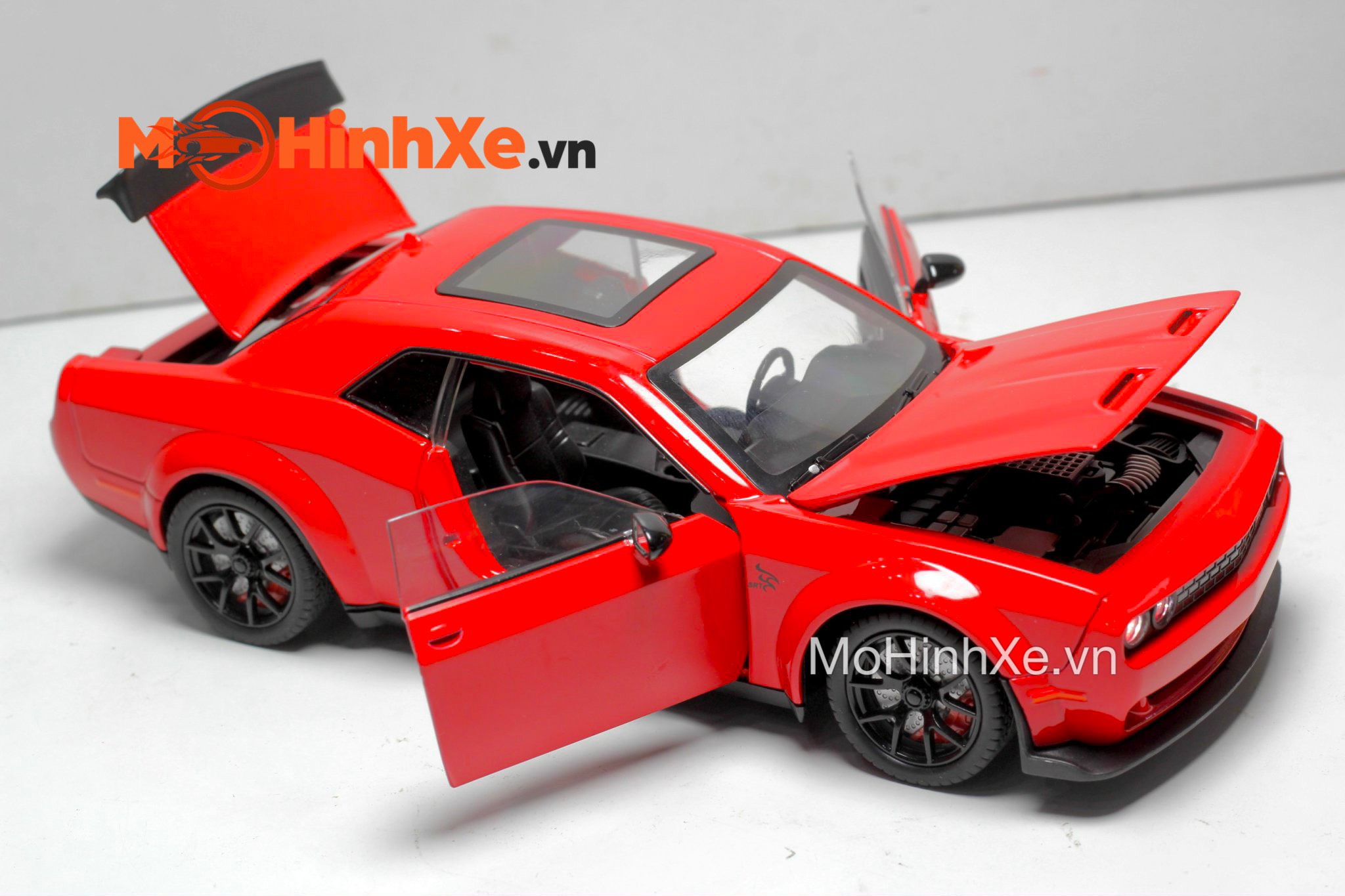 Mô hình xe Dodge Challenger SRT Hellcat 1:24 CheZhi | MoHinhXe.vn