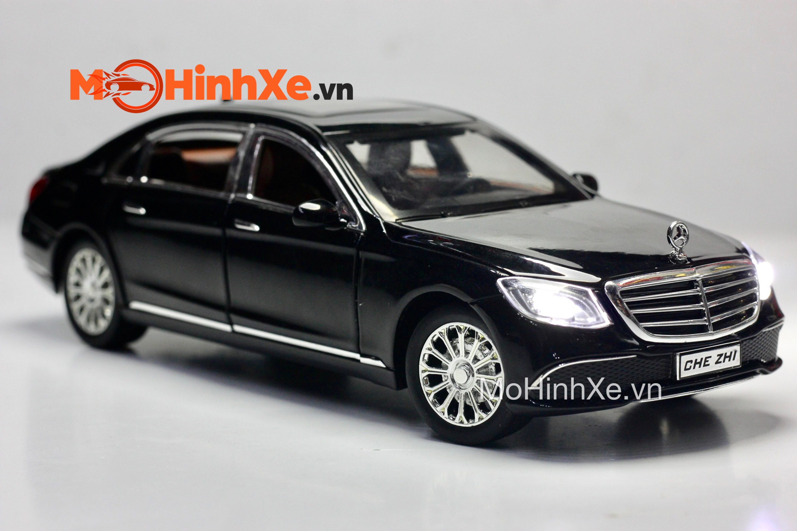 Mô hình xe Mercedes-Benz E300eL 1:24 CheZhi | MoHinhXe.vn
