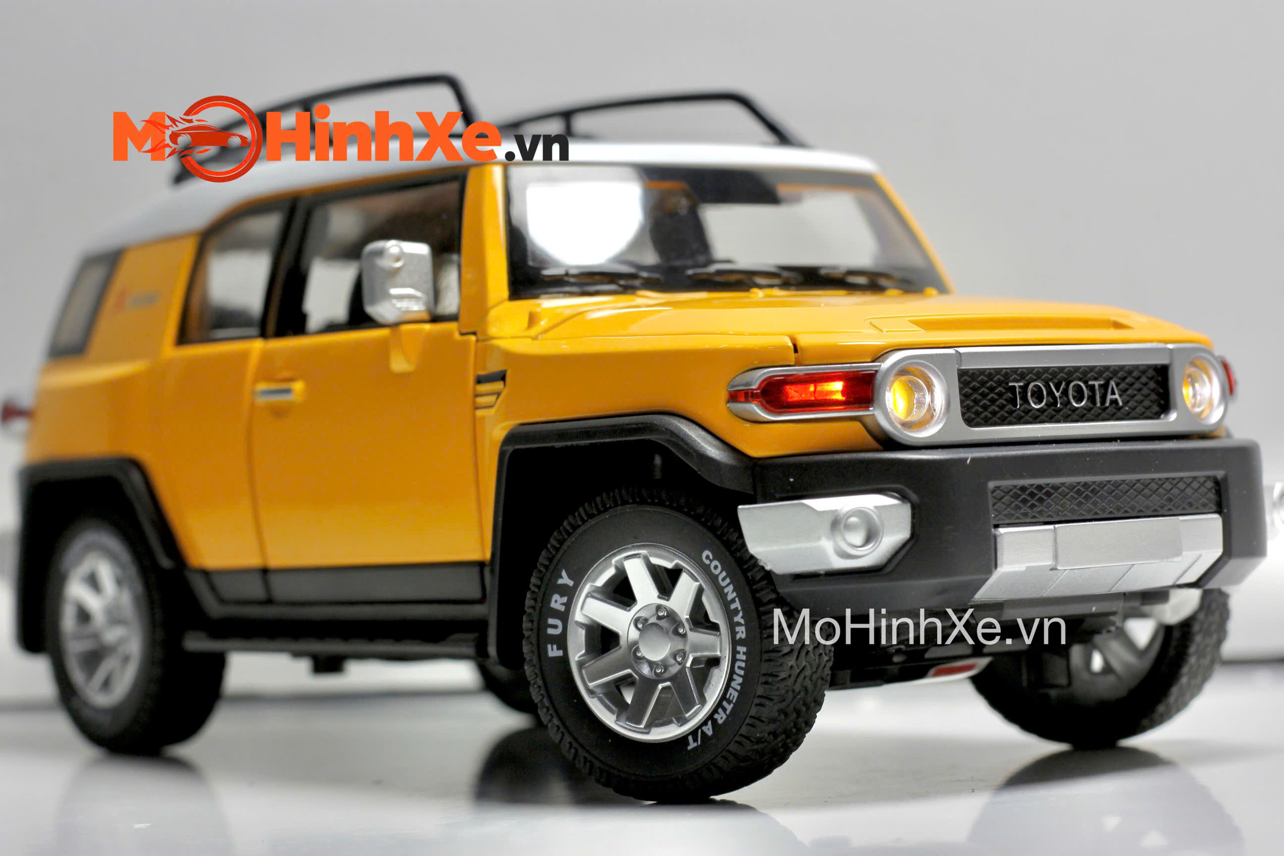 Mô hình xe Toyota FJ Cruiser 1:24 CheZhi | MoHinhXe.vn