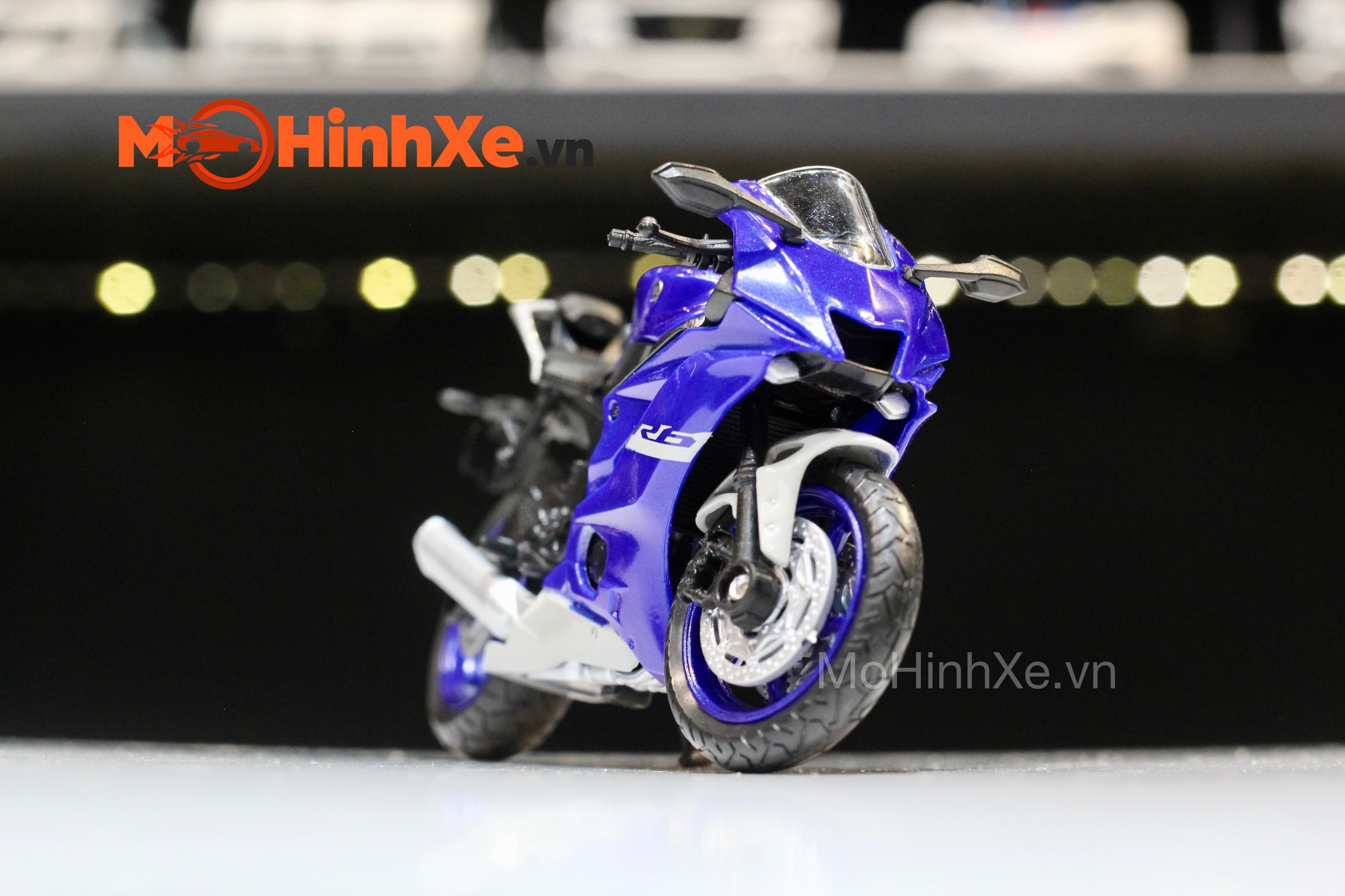 Mô hình xe Yamaha R6 1:18 Welly | MoHinhXe.vn