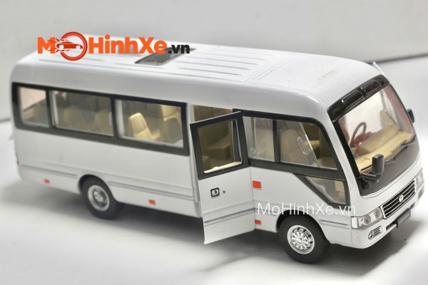 Mô hình xe Toyota Coaster 1:24 XHD | MoHinhXe.vn